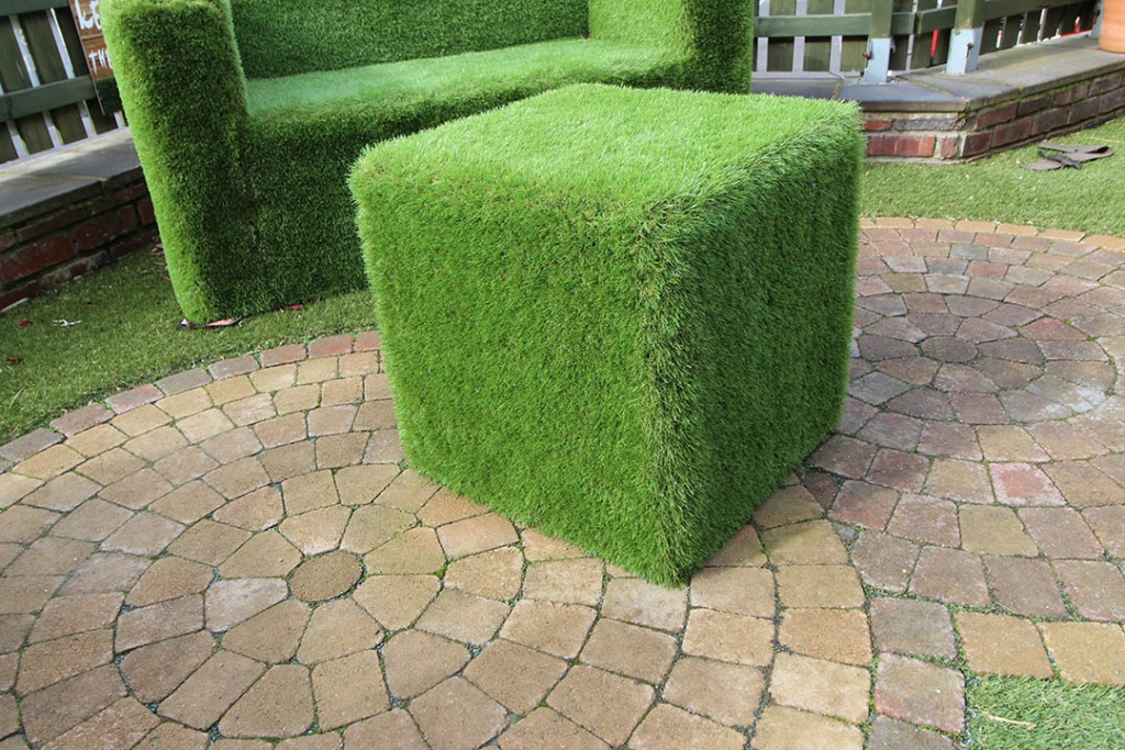 Artificial Grass Cube | Polished Artificial Grass