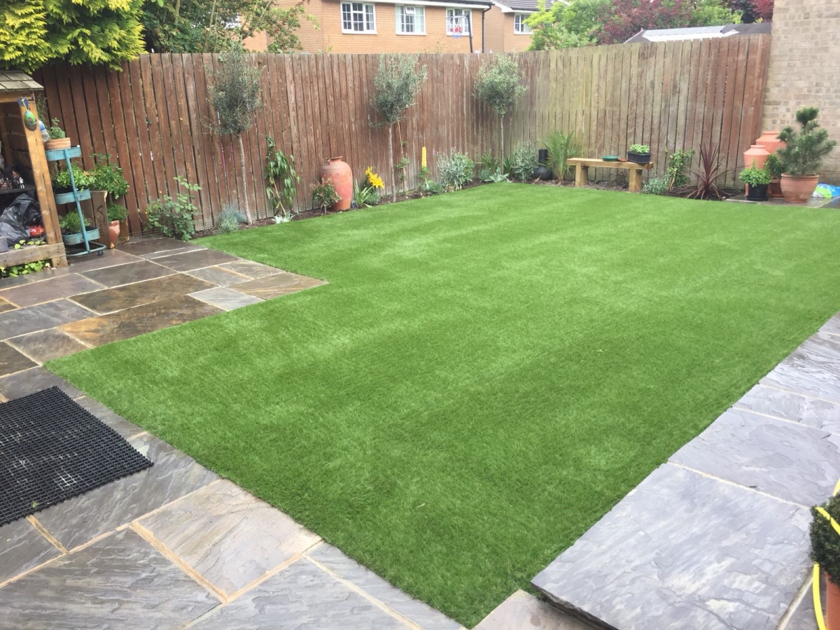Artificial Grass Cube | Polished Artificial Grass